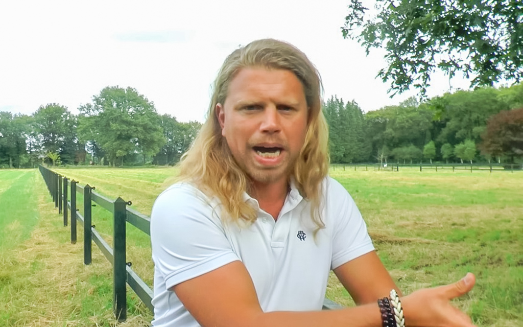 El hombre de los 1000 hijos; polémico Superman moderno. – Lo Real ...