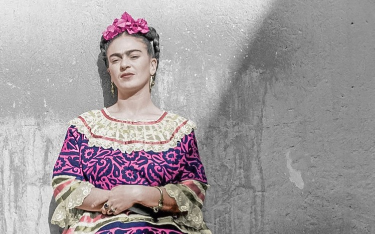 Conozcamos a Frida Kahlo a través del mundo digital. – Lo Real Maravilloso